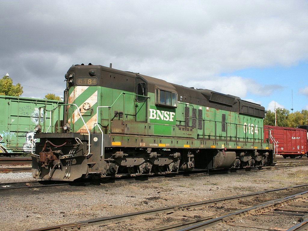 BNSF 6184